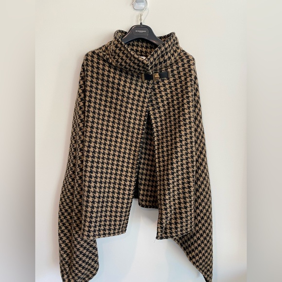 Hugo Boss | Jackets & Coats | Hugo Boss Cape | Poshmark